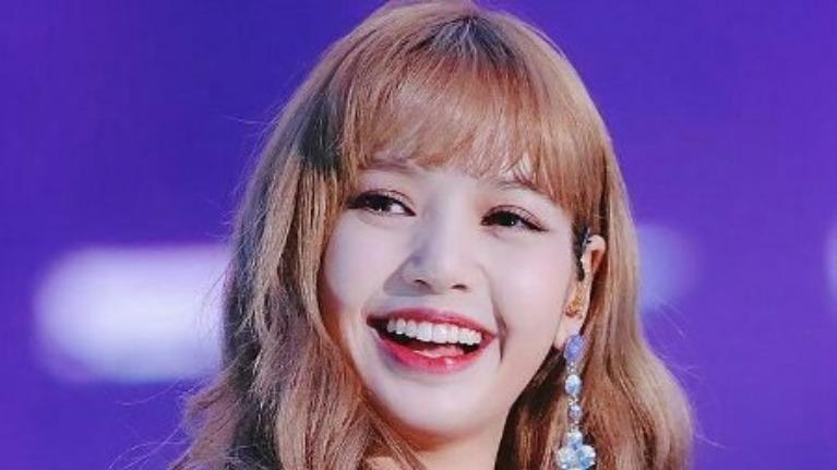 Bạn có phải Fan của Lisa??? 👤Thắng Bùi